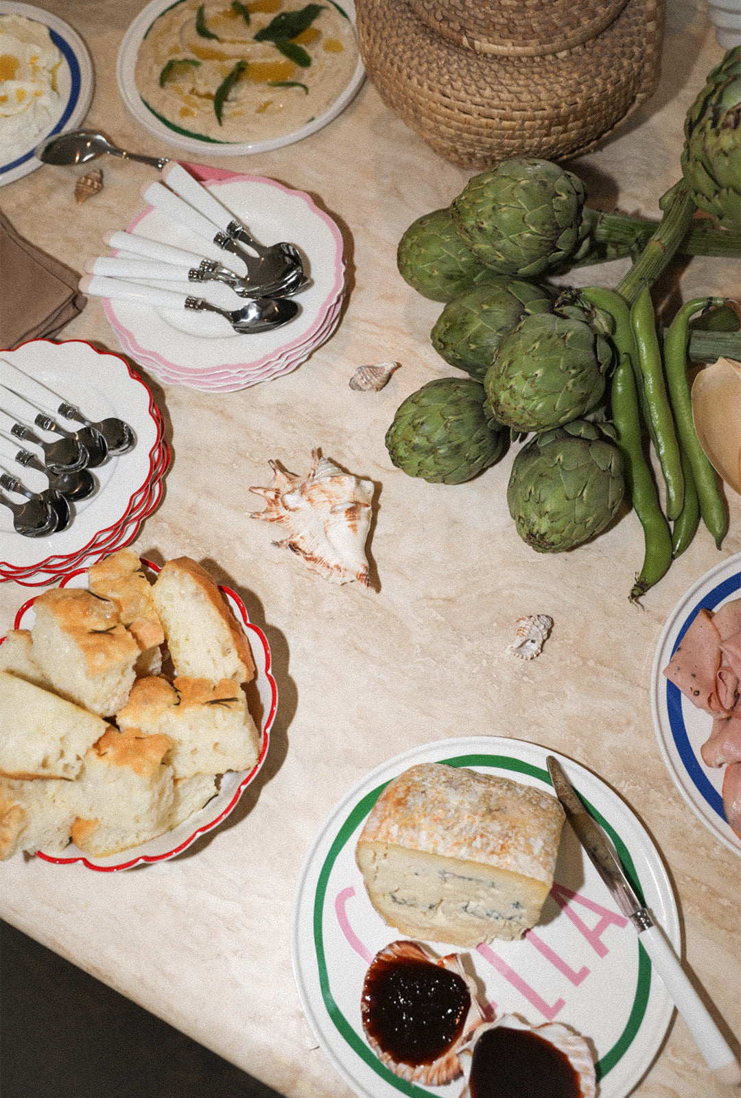 Table Spread for Alémais – In The Roundhouse